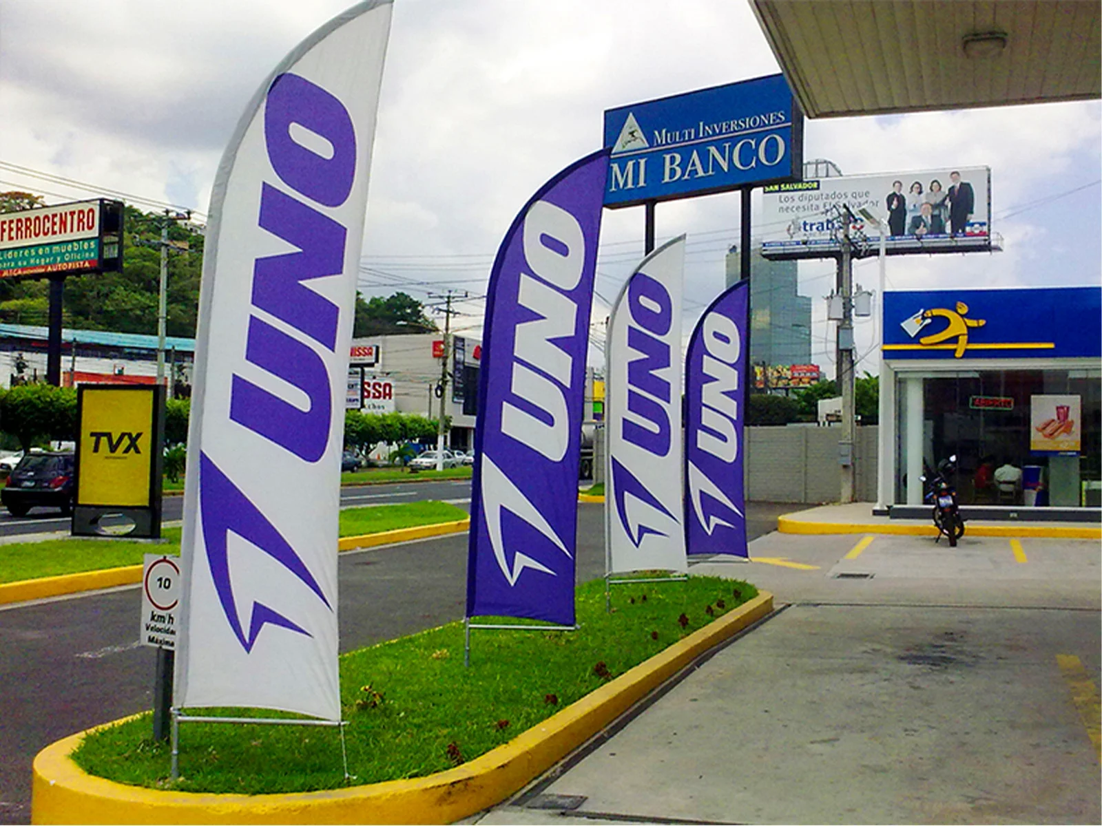 Banderolas Publicitarias Personalizadas | Decoralon